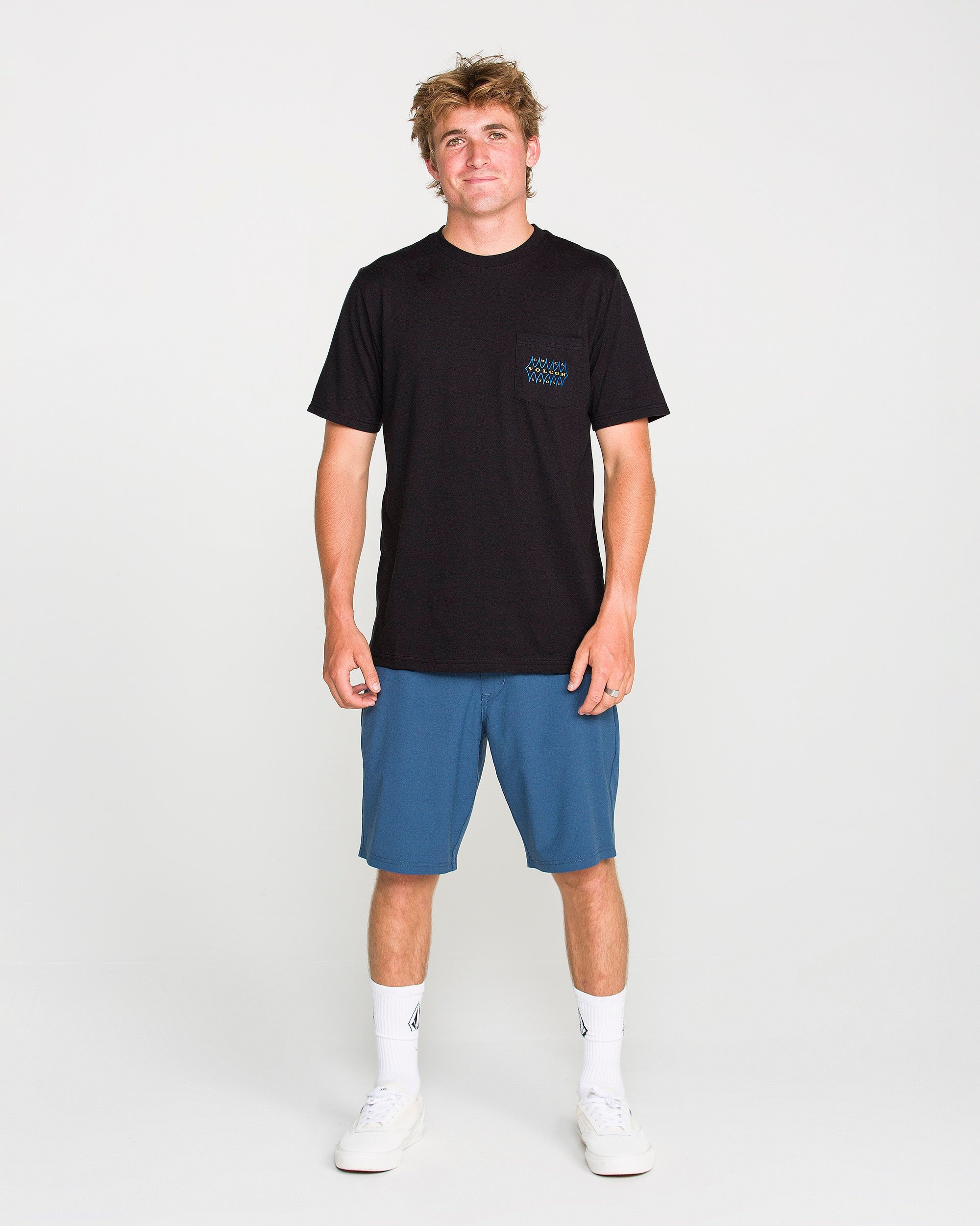VOLCOM men's smokers lounge short sleeve tee